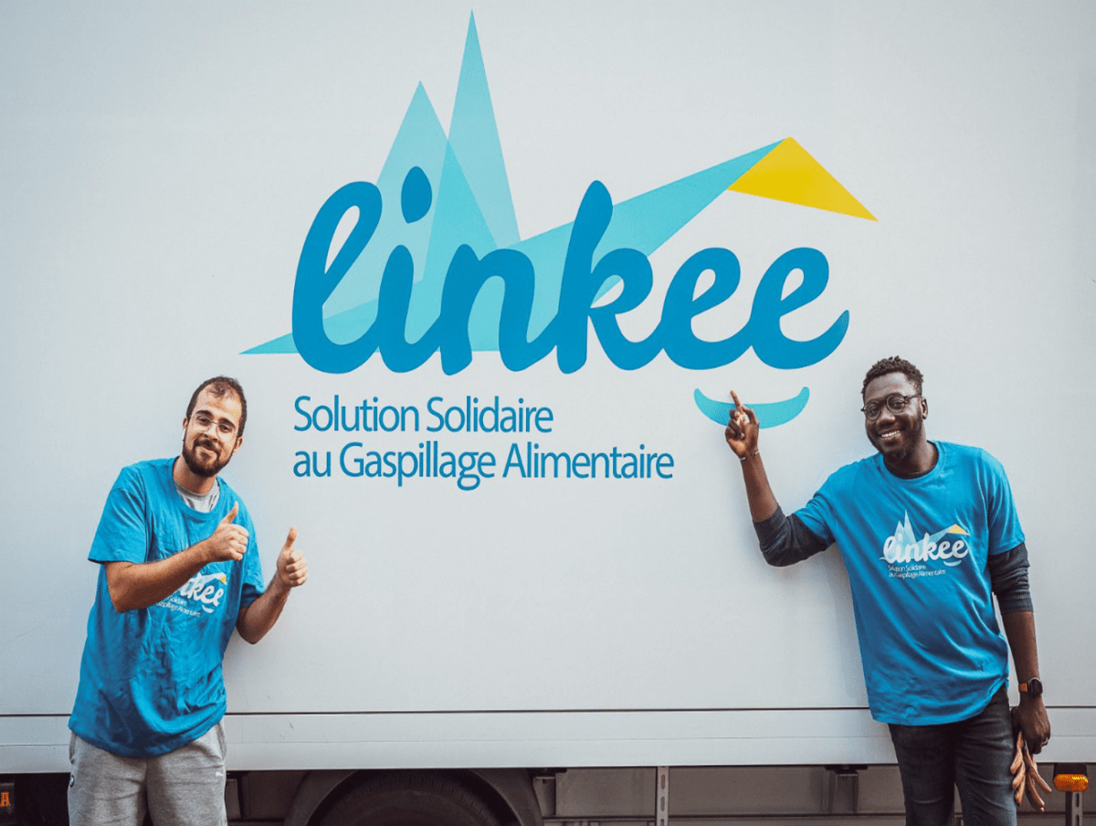 Linkee aide les étudiants en distribuant des colis alimentaires Aide ...